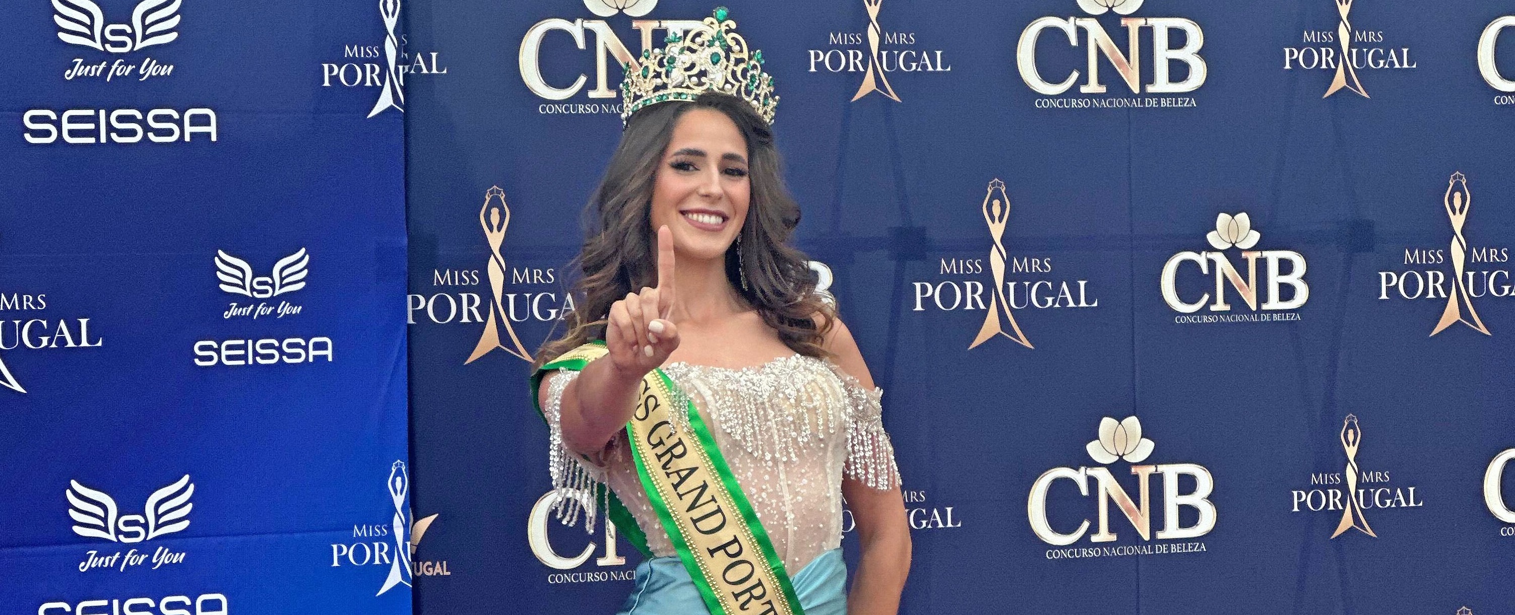 Sílvia Oliveira à corrida do título de Miss Grand International 2025